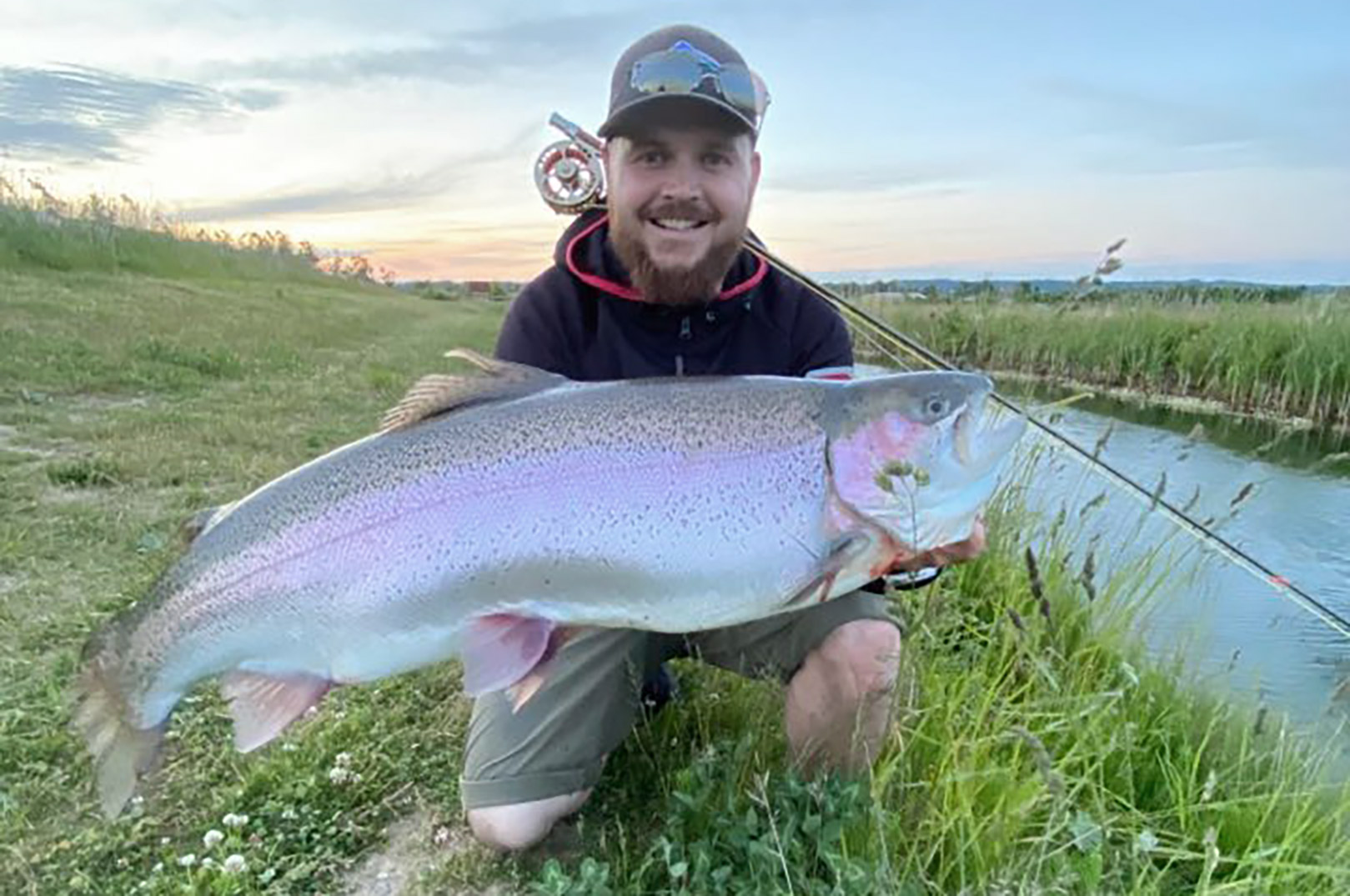 En hurtig tur i fluestrømmen - Fisk & Fri