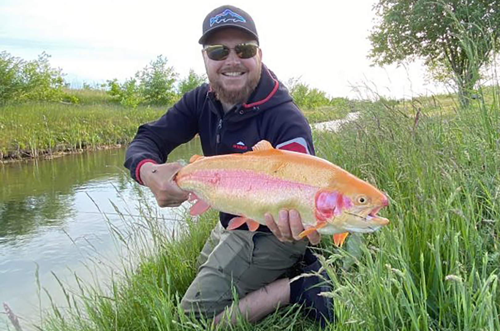 En hurtig tur i fluestrømmen - Fisk & Fri