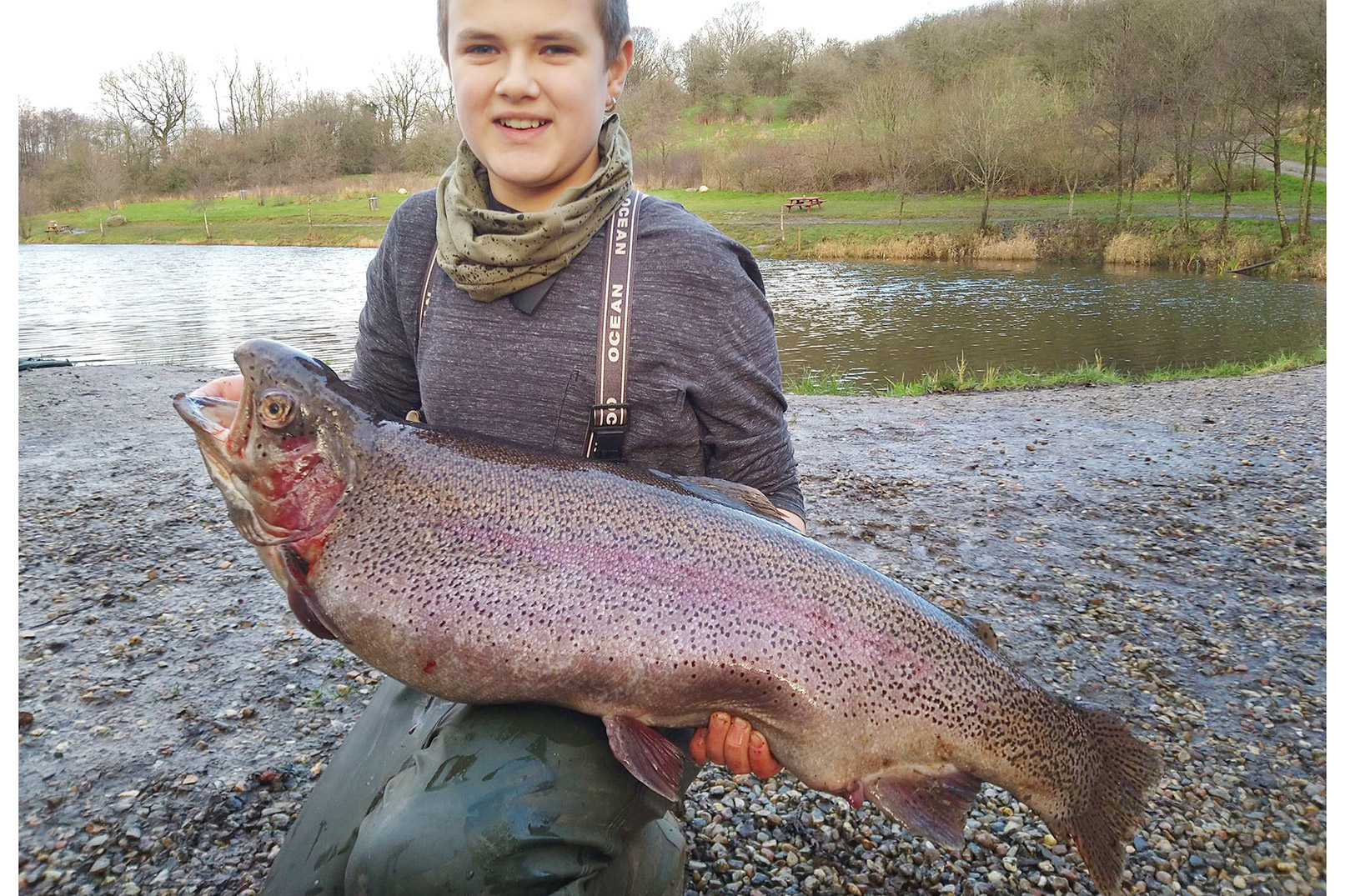 FLOT REGNBUE TIL JUNIOR - Fisk & Fri