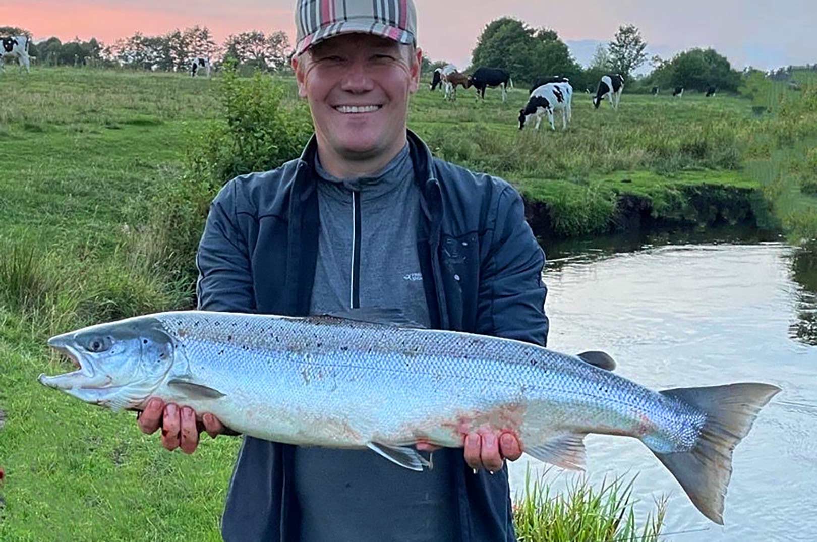 LAKS FRA KARUP Å - Fisk & Fri