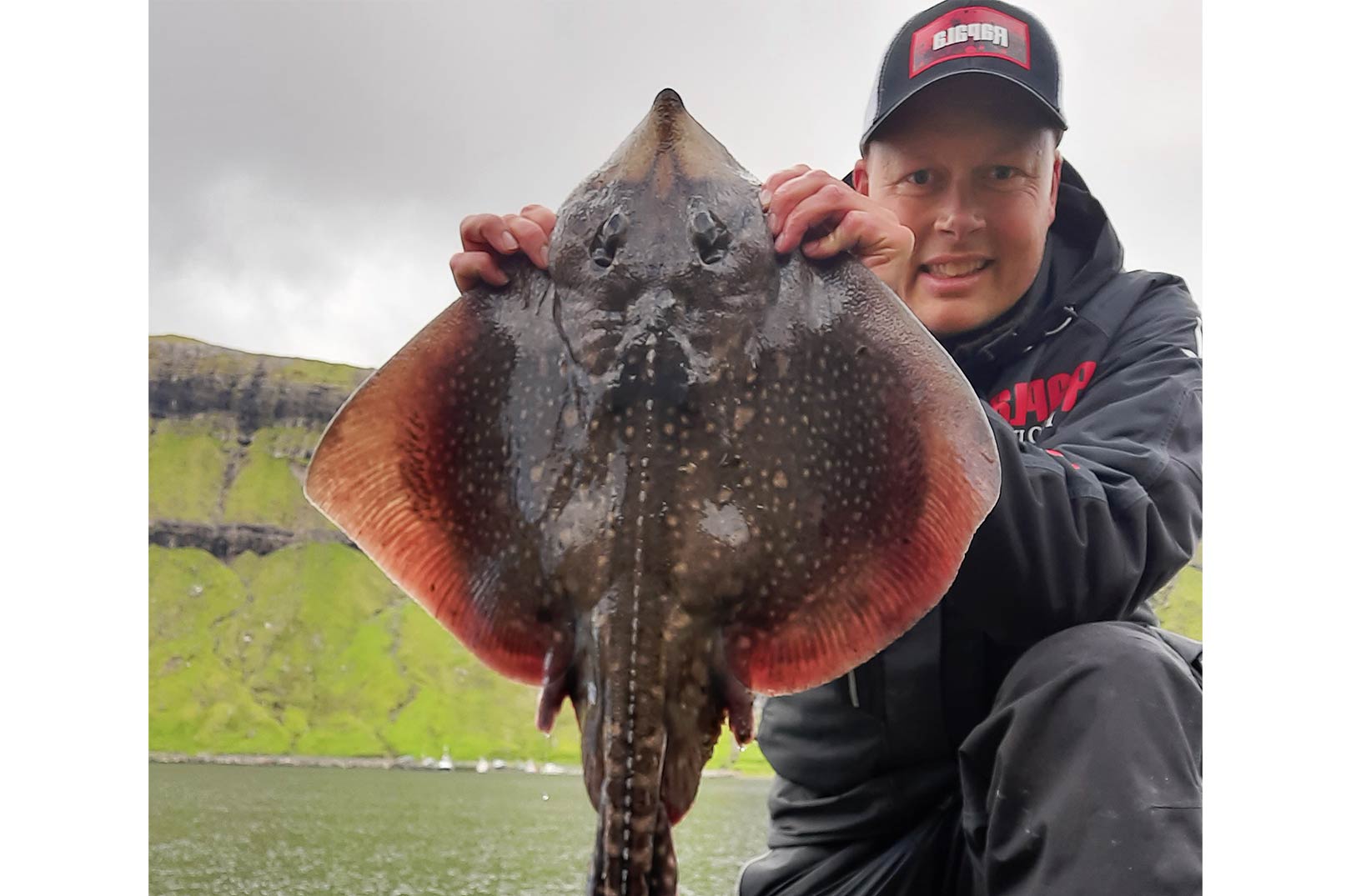 ROKKEFISKERI PÅ FÆRØERNE - Fisk & Fri