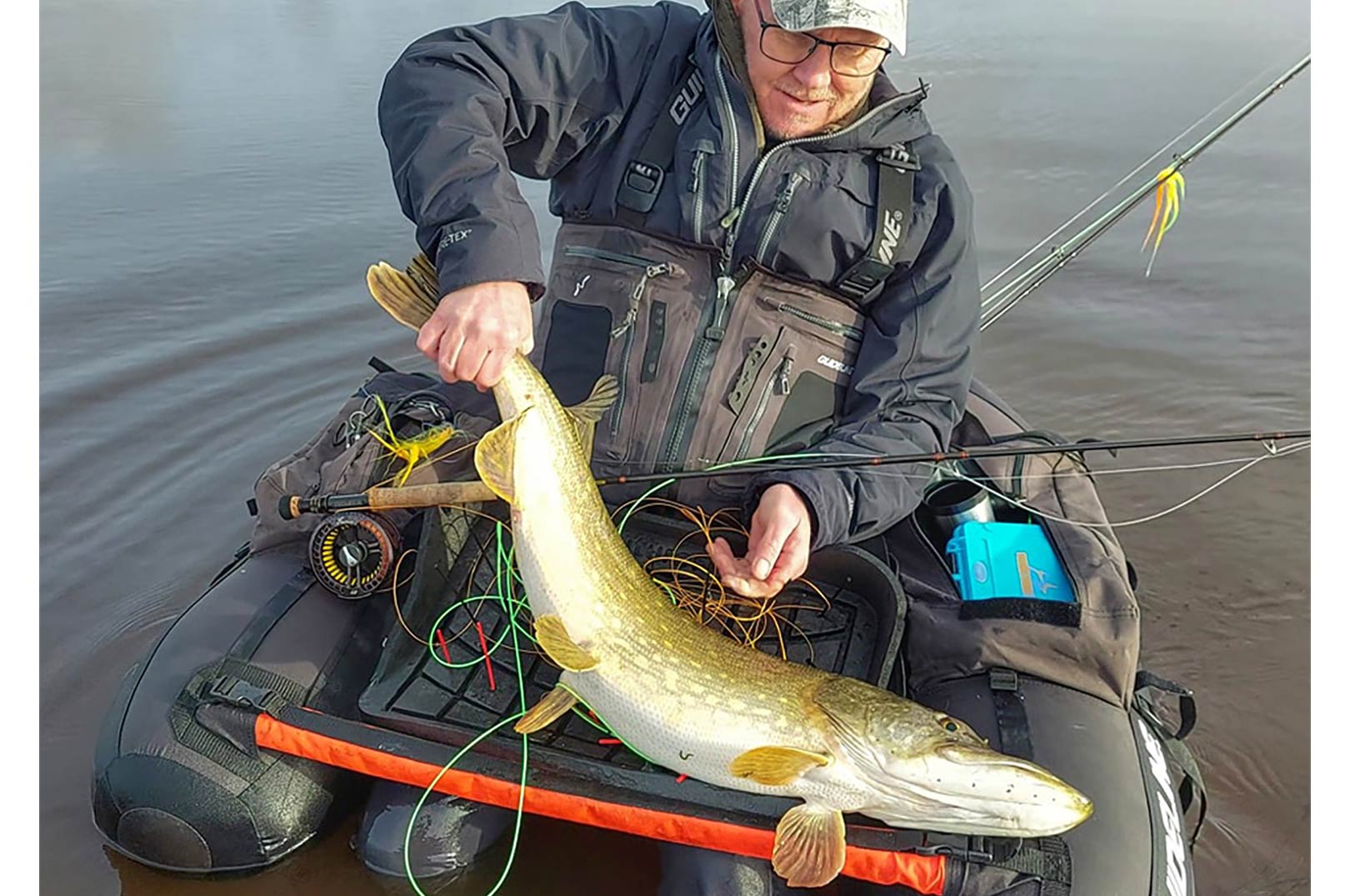 GEDDER PÅ JAGTTRÆK - Fisk & Fri