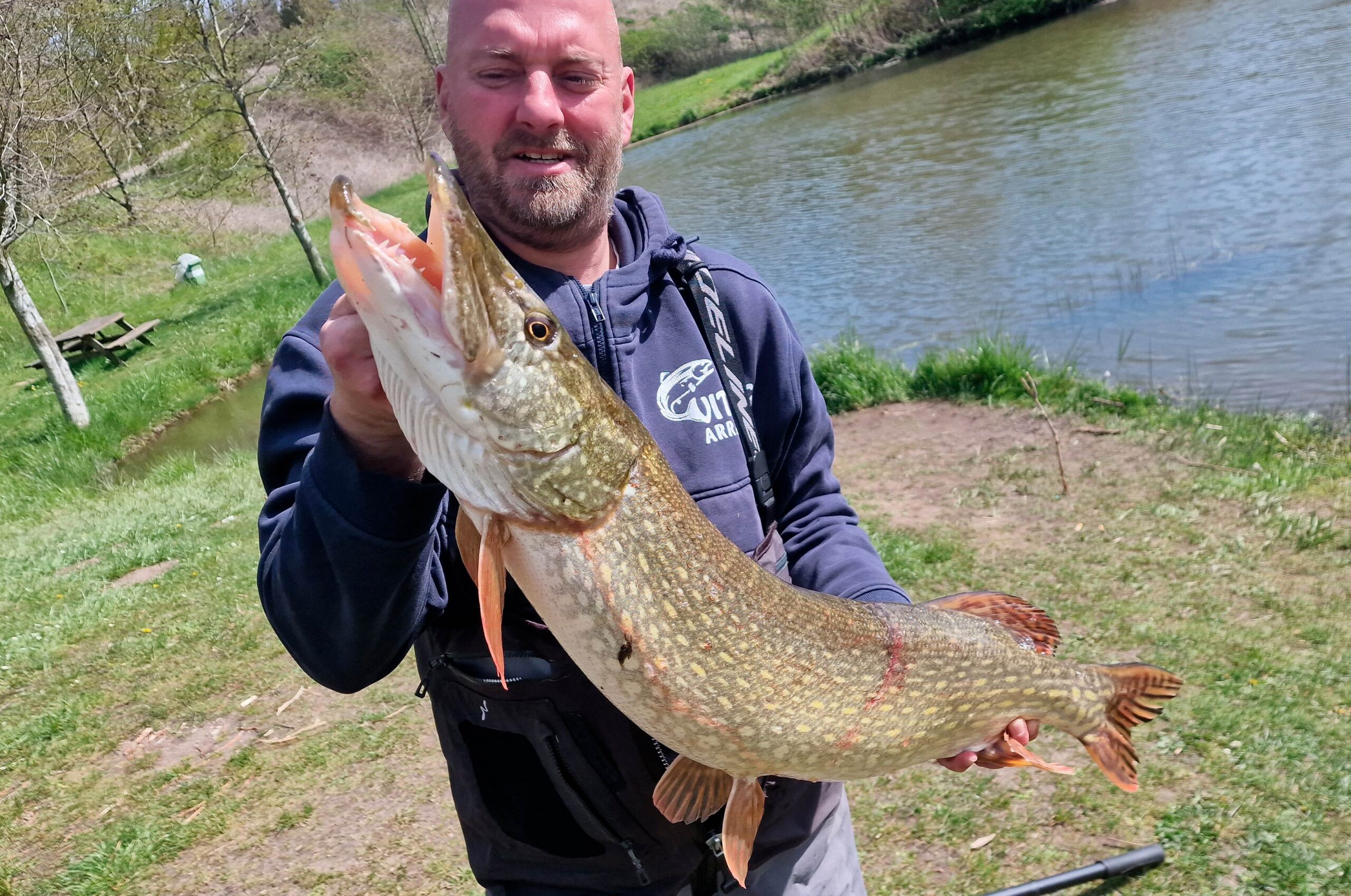 GEDDEPREMIRE PÅ SØERNE - Fisk & Fri