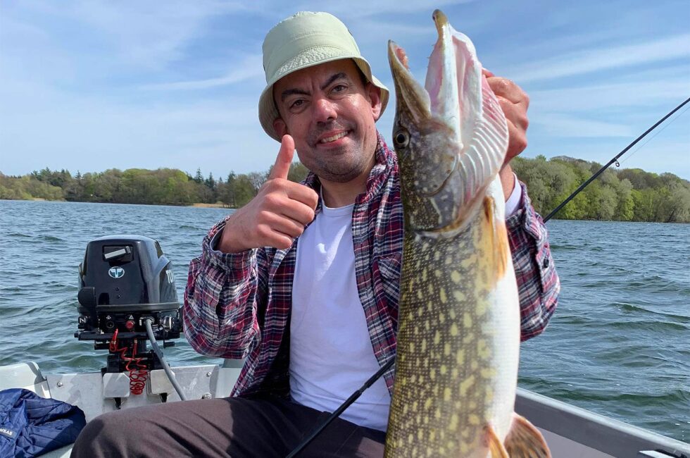 EN DEJLIG DAG PÅ SØEN - Fisk & Fri