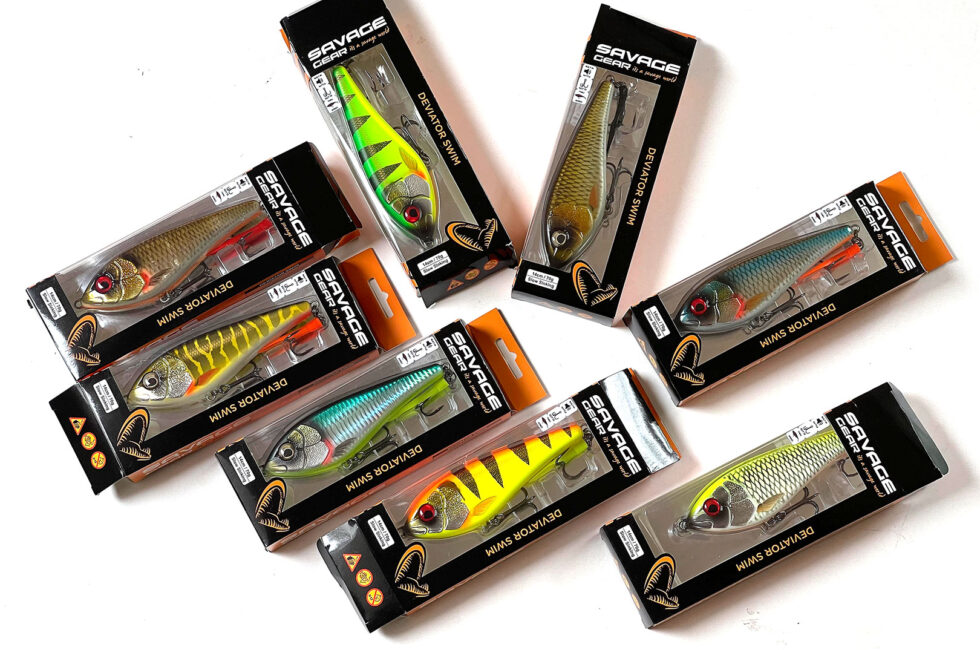 UGENS KONKURRENCE: VIND SAVAGE GEAR DEVIATOR SWIM JERKBAITS - Fisk & Fri