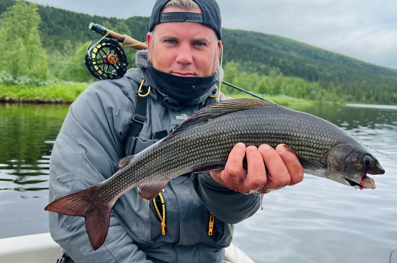 LAPLAND: ET UFORGLEMMELIGT STALLINGFISKERI - Fisk & Fri