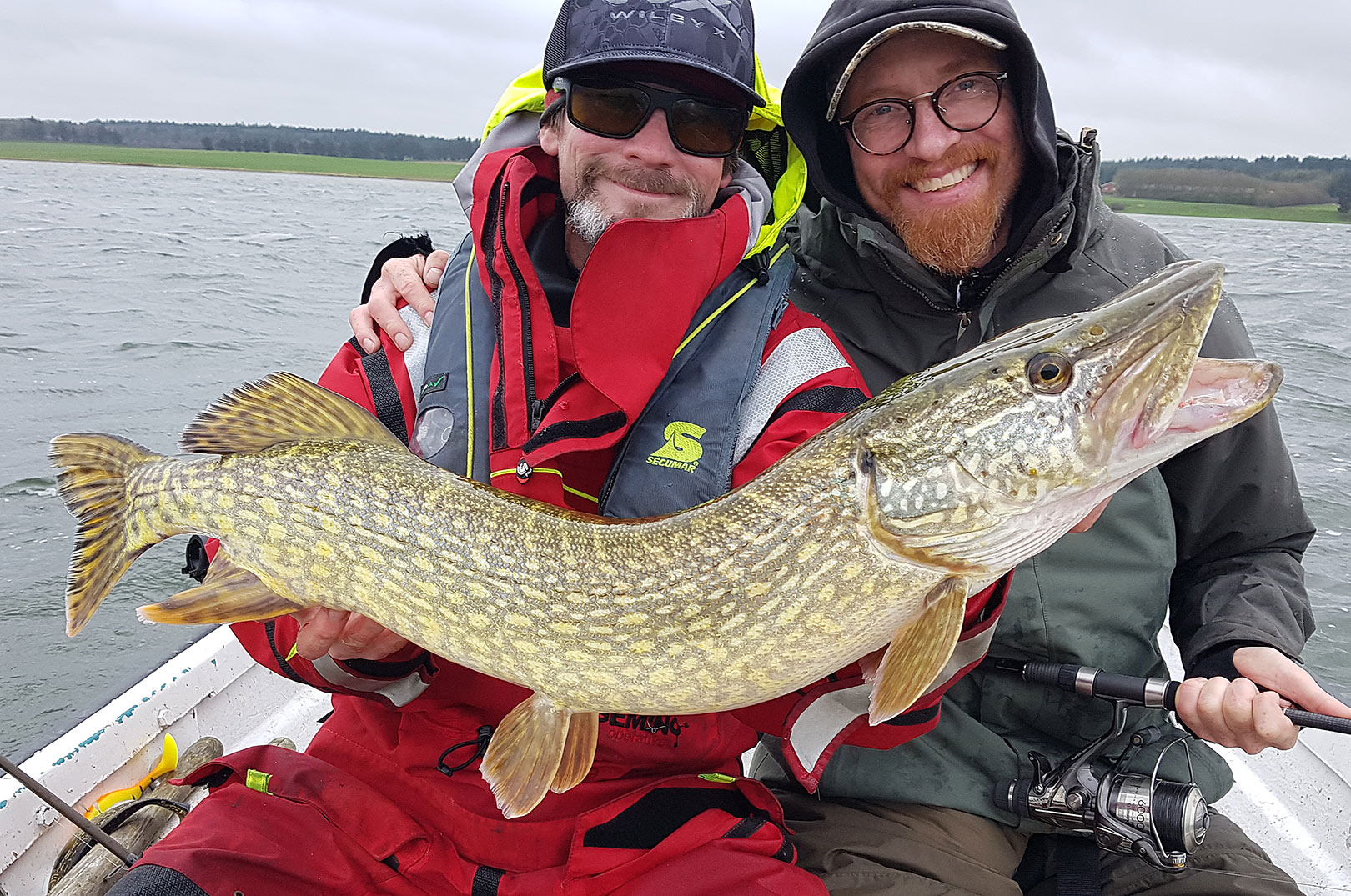 TIPS & TRICKS TIL KØLIGE GEDDER - Fisk & Fri