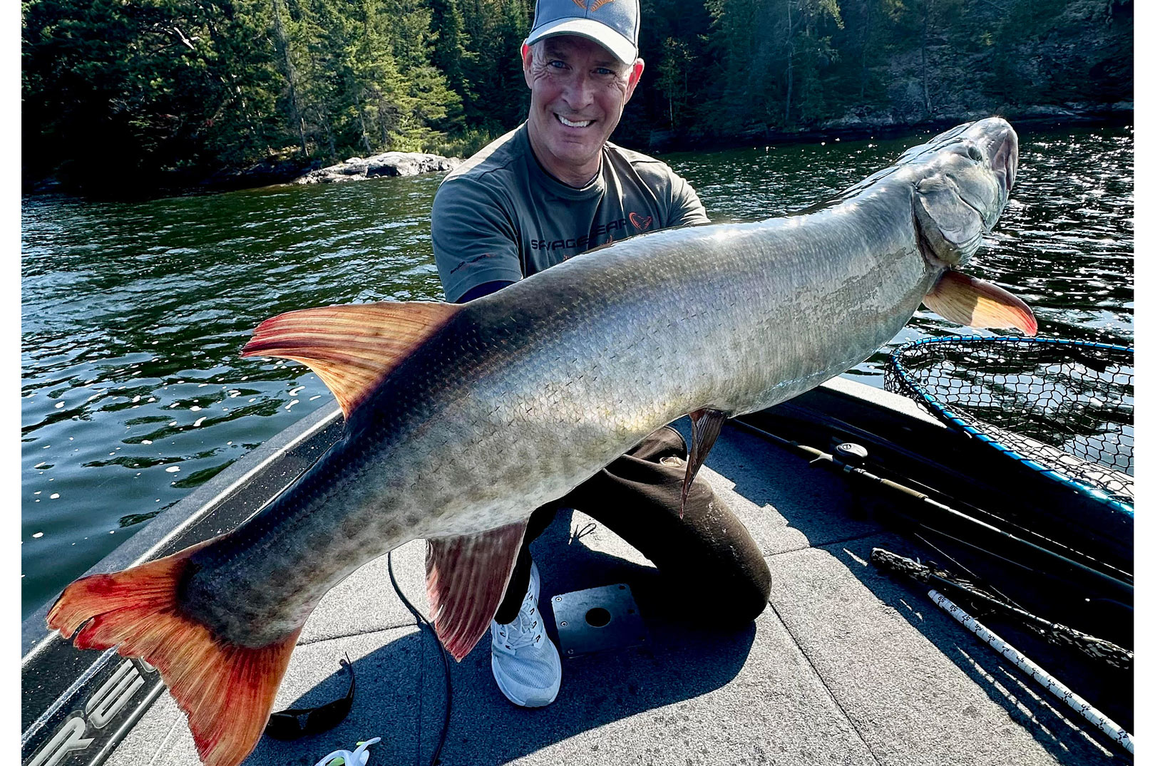CANADA: MEGA MUSKIES TIL MADS - Fisk & Fri