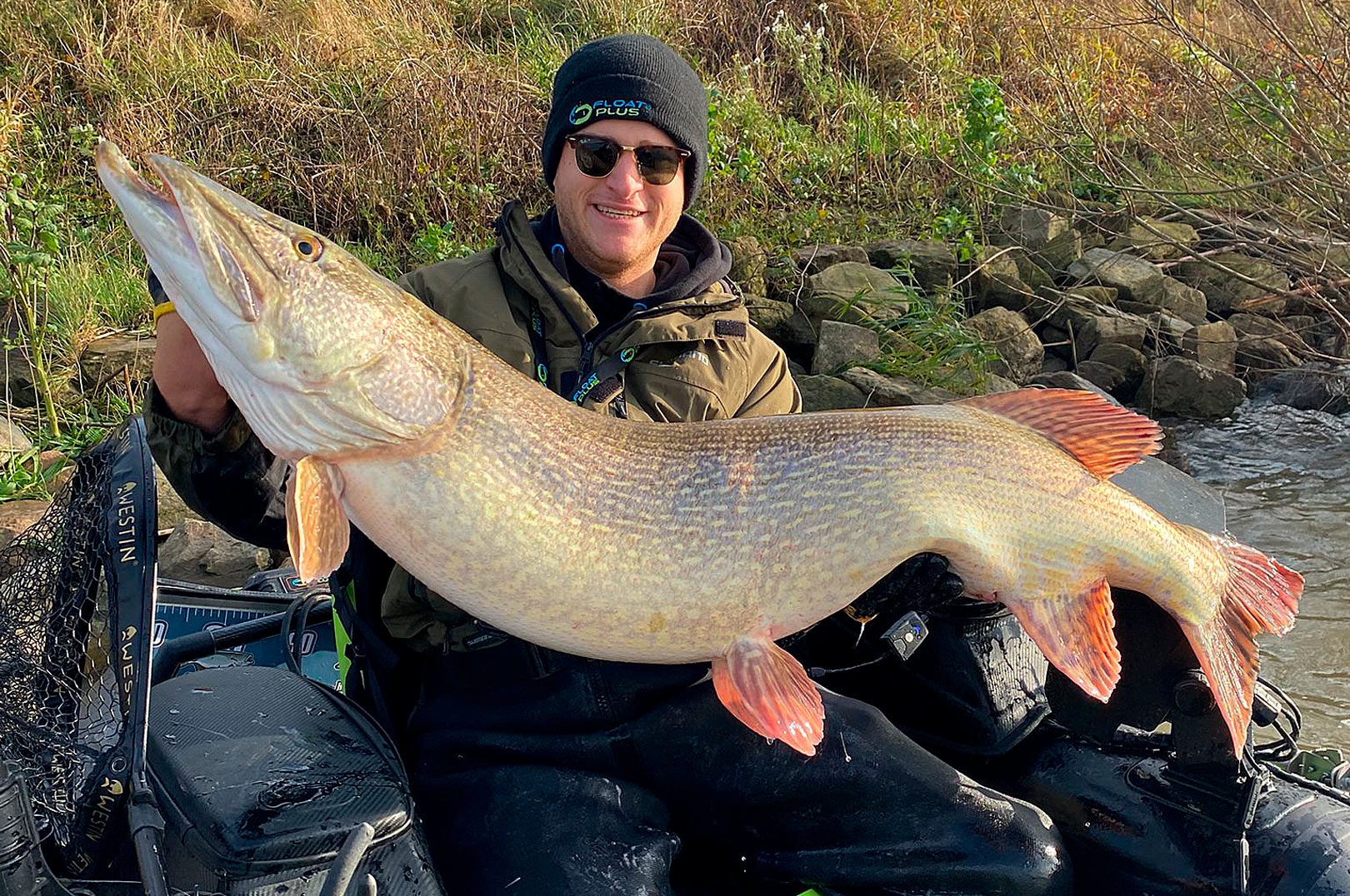 GIGANT GEDDE FRA FLYDERINGEN - Fisk & Fri